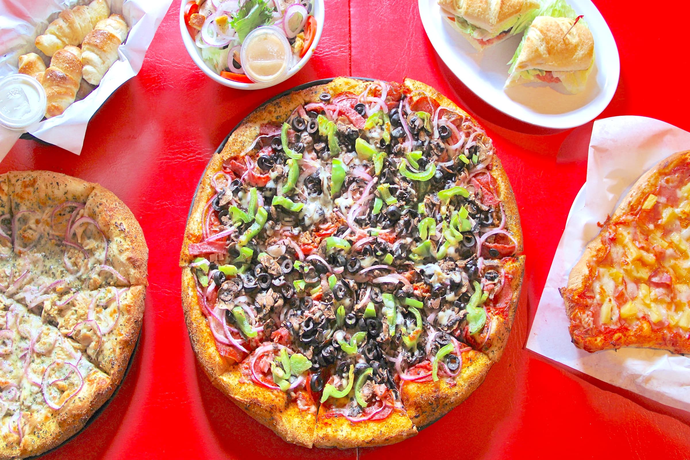 Cross Eyed Cow Pizza - Oro Grande, CA Restaurant | Menu + Delivery ...