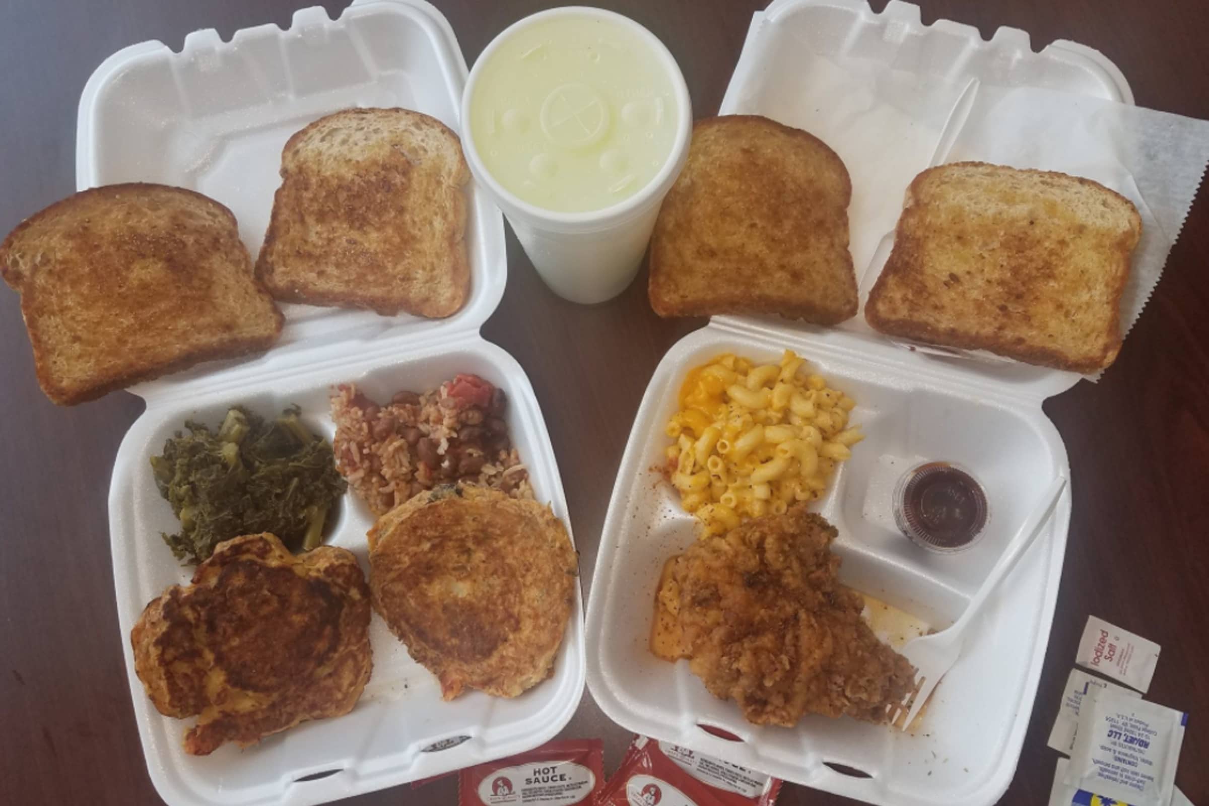Ollie's Trolley - Cincinnati, OH Restaurant | Menu + Delivery | Seamless