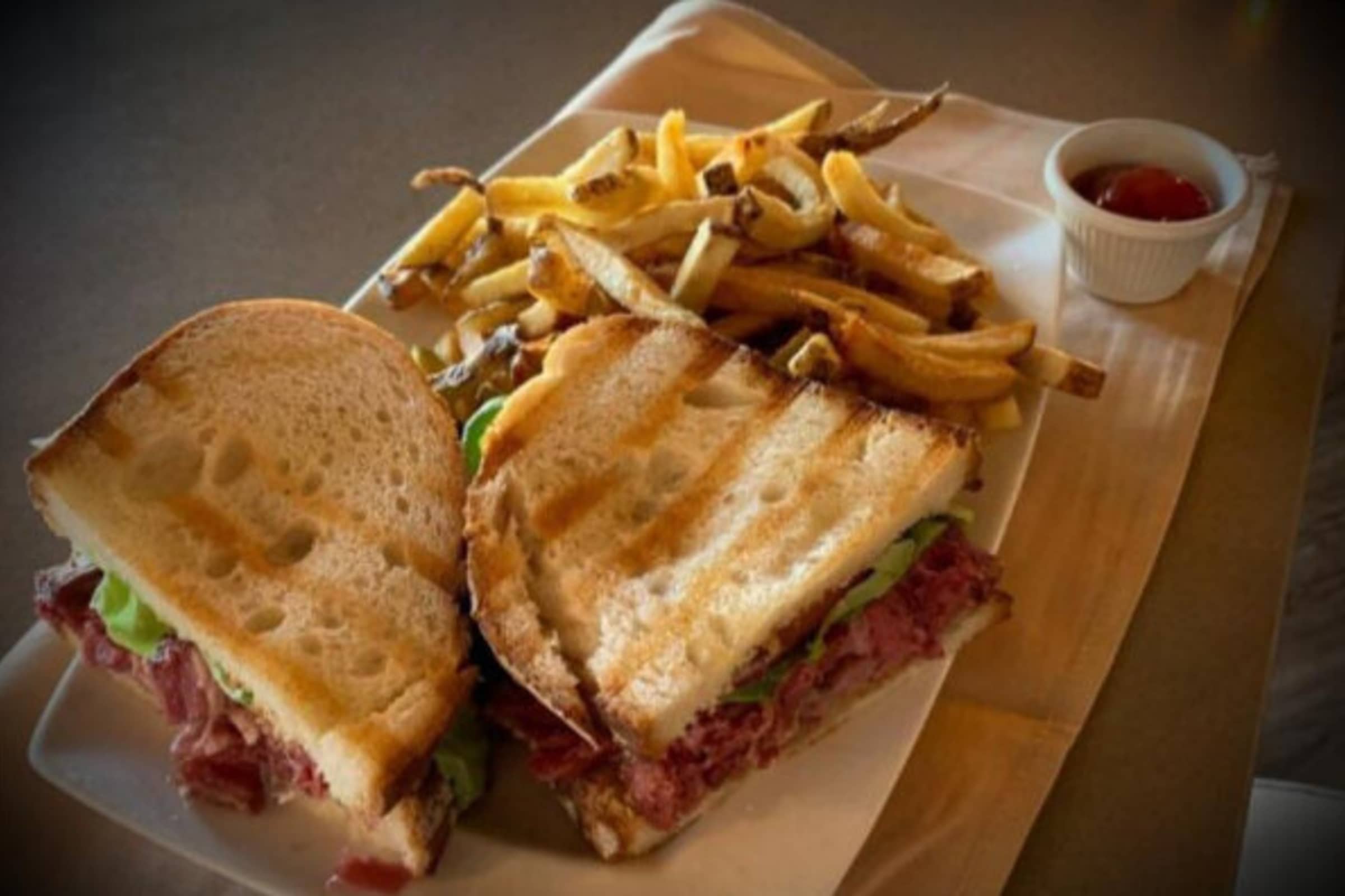 The Berry Tavern Delivery Menu | Order Online | 2 High St Danvers | Grubhub