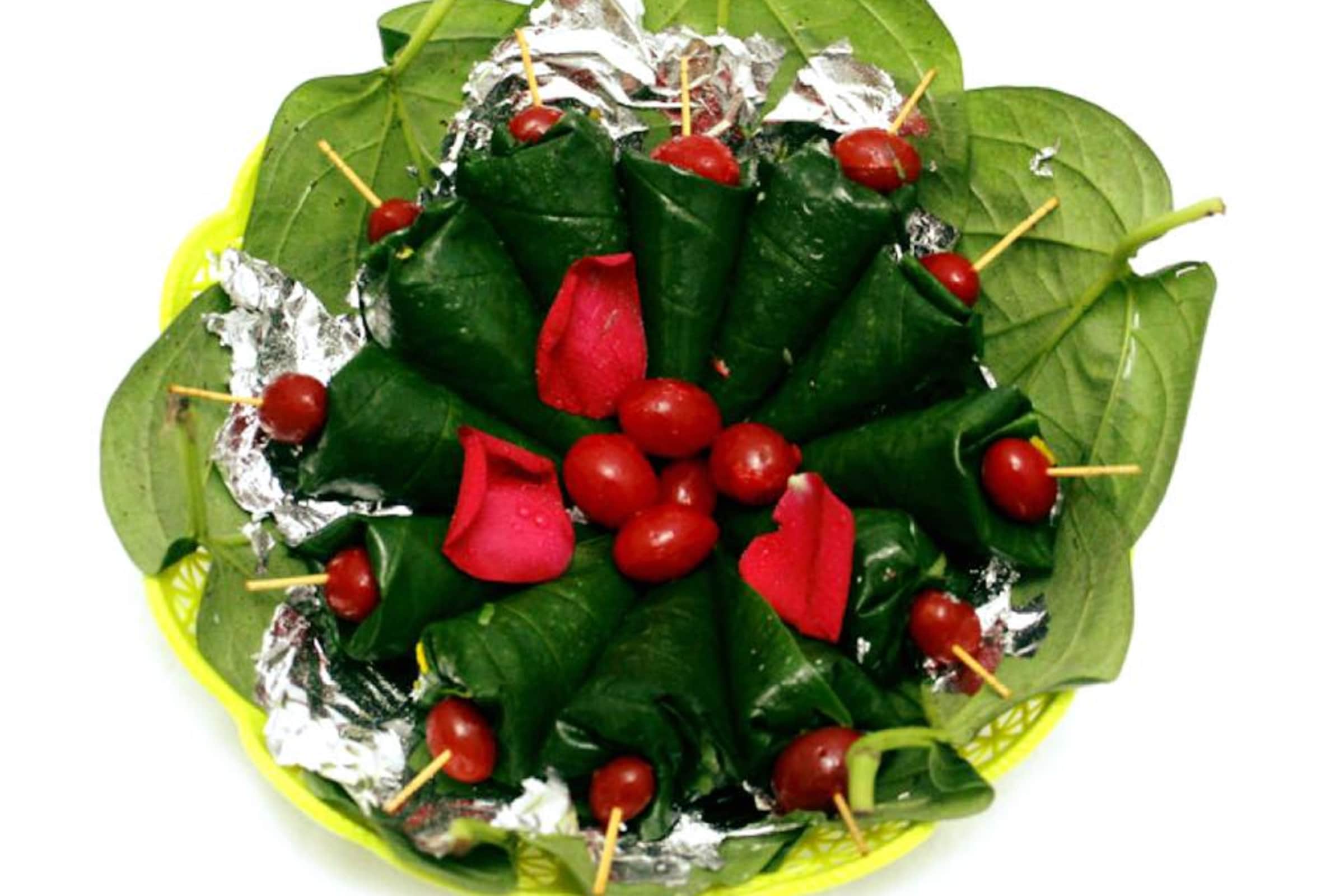 Moonlight Sweet Paan Delivery Menu | Order Online | 43930 Farmwell Hunt ...