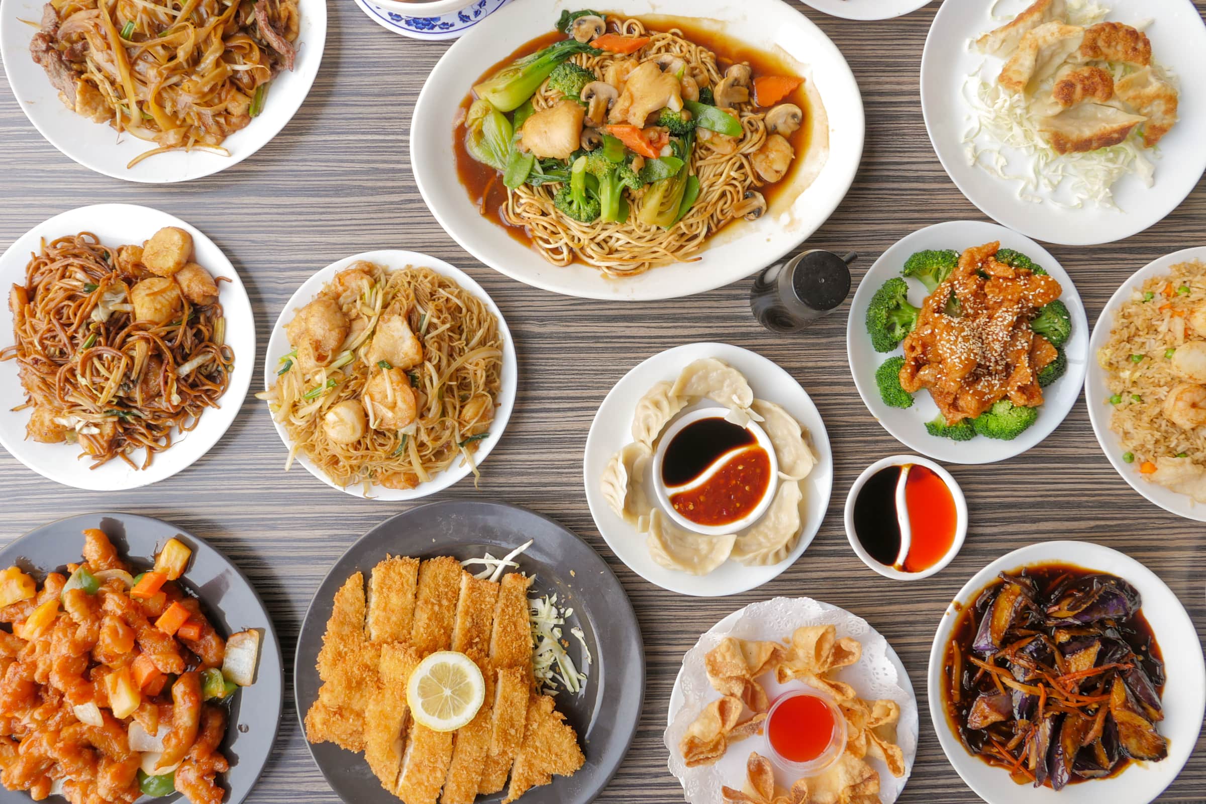 California Wok Delivery Menu | Order Online | 16656 Ventura Blvd Encino ...