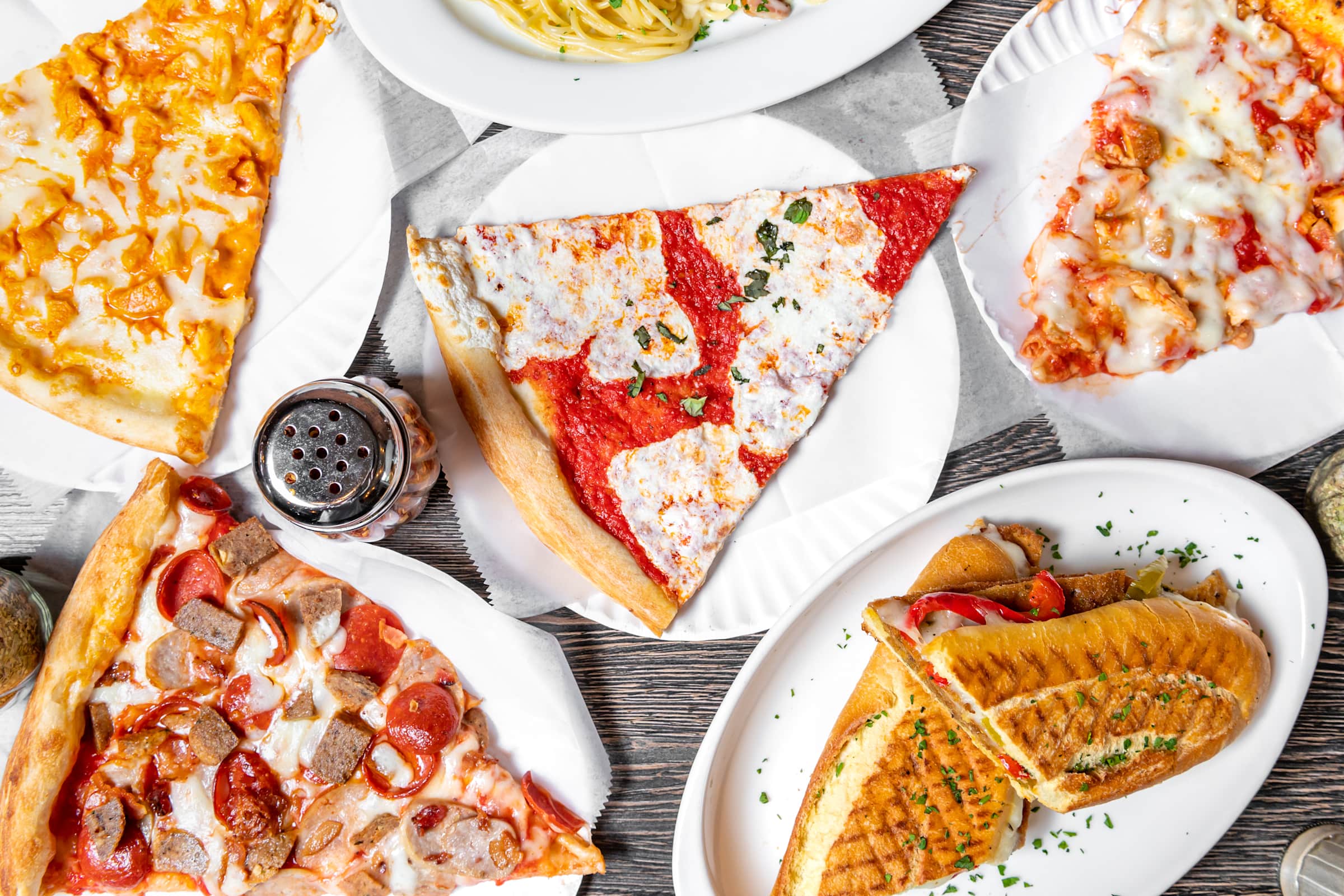 Centro Pizza Bar Italian Kitchen - Long Island City, NY Restaurant ...