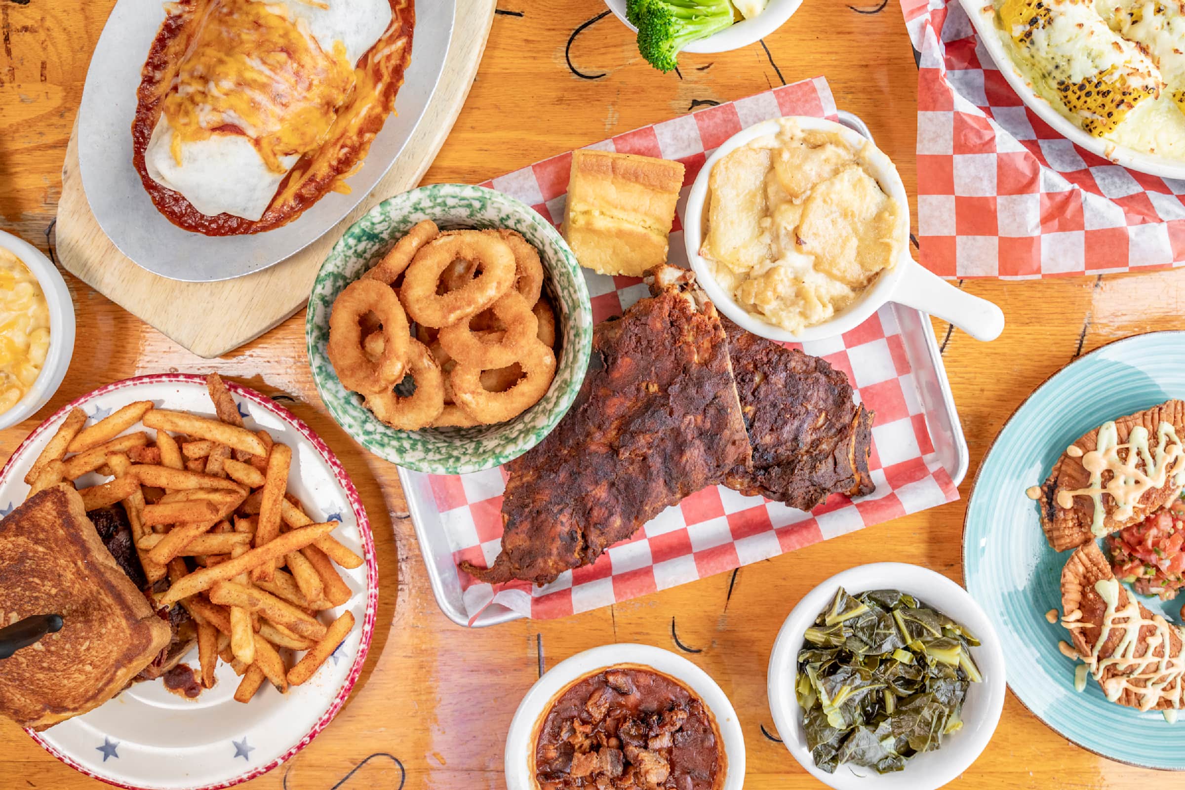 Joey C's Boathouse - Stratford, CT Restaurant | Menu + Delivery | Seamless