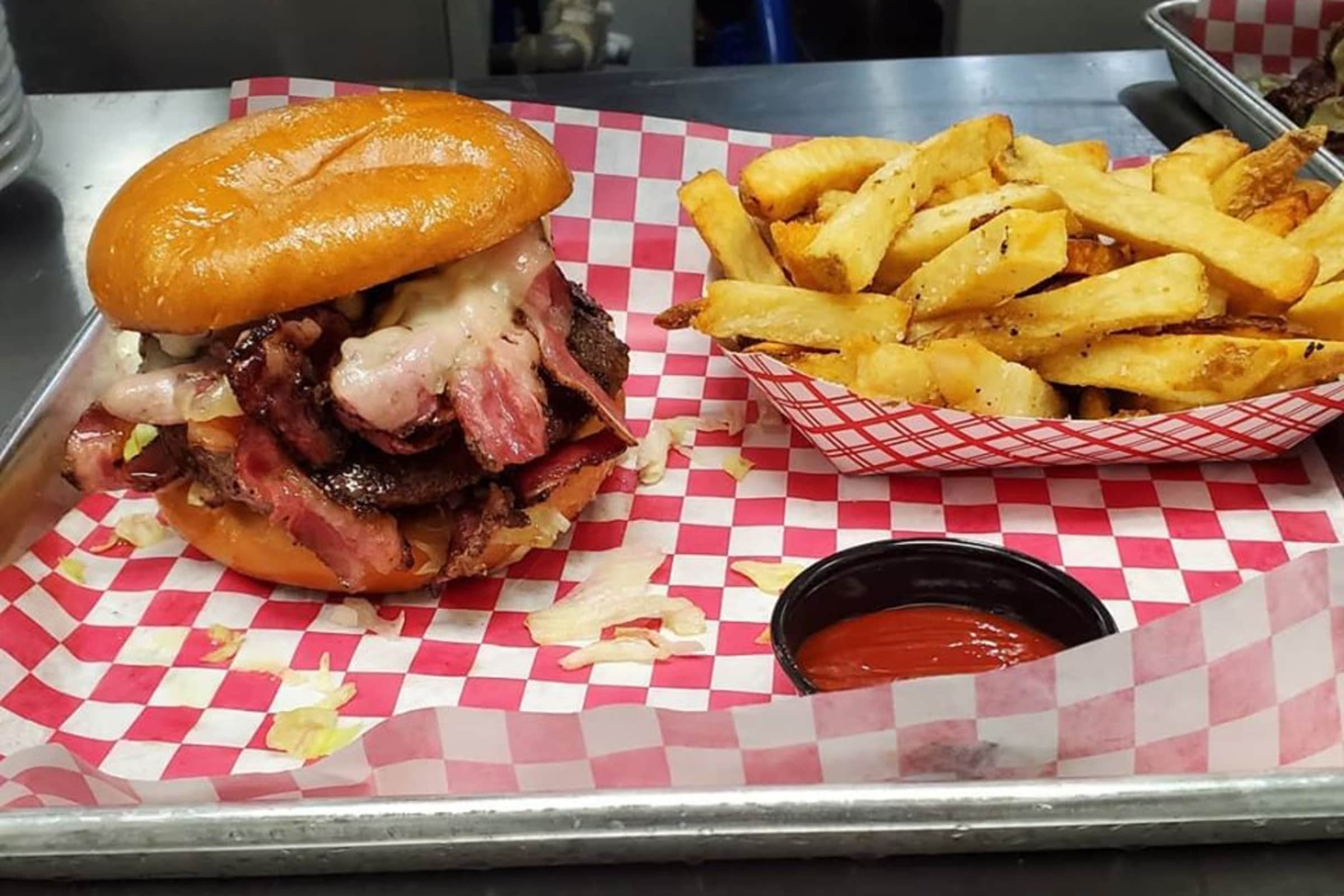 Challenger Tap House Delivery Menu | Order Online | 1048 East Avenue K ...