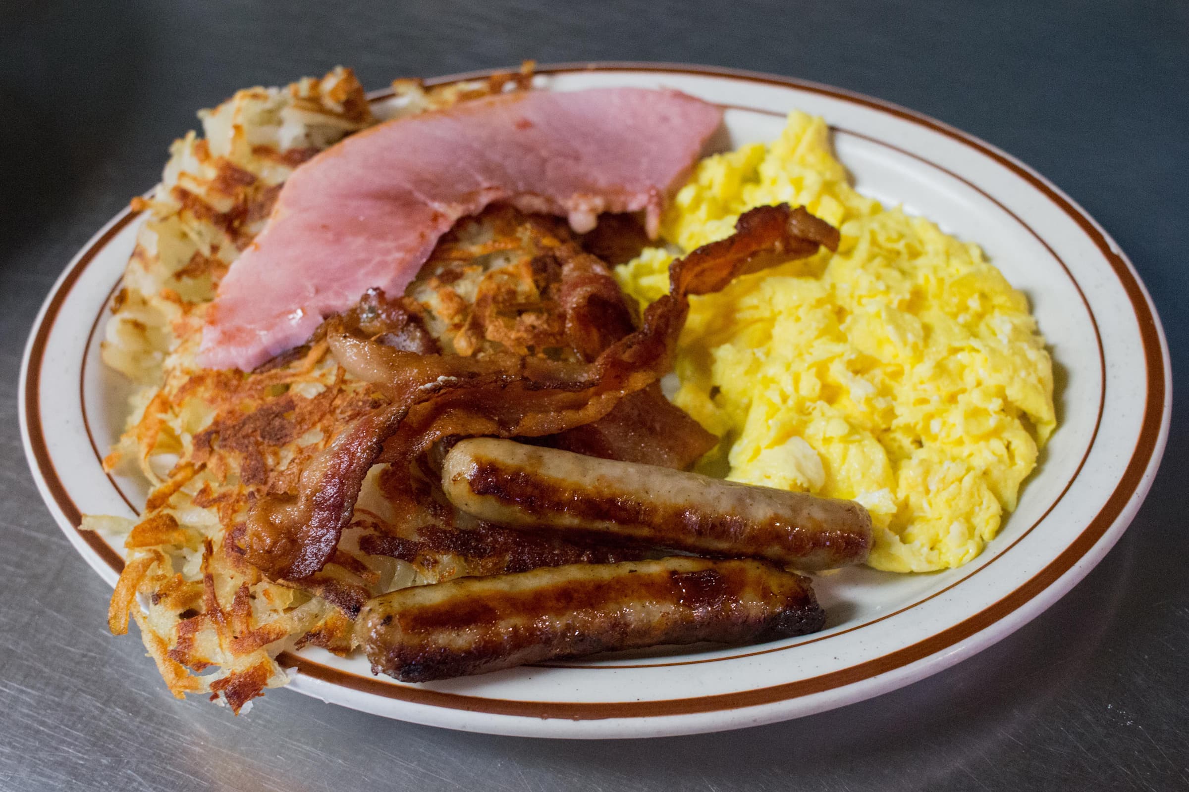 Country Oven Berkley Delivery Menu | Order Online | 4075 12 Mile Rd ...