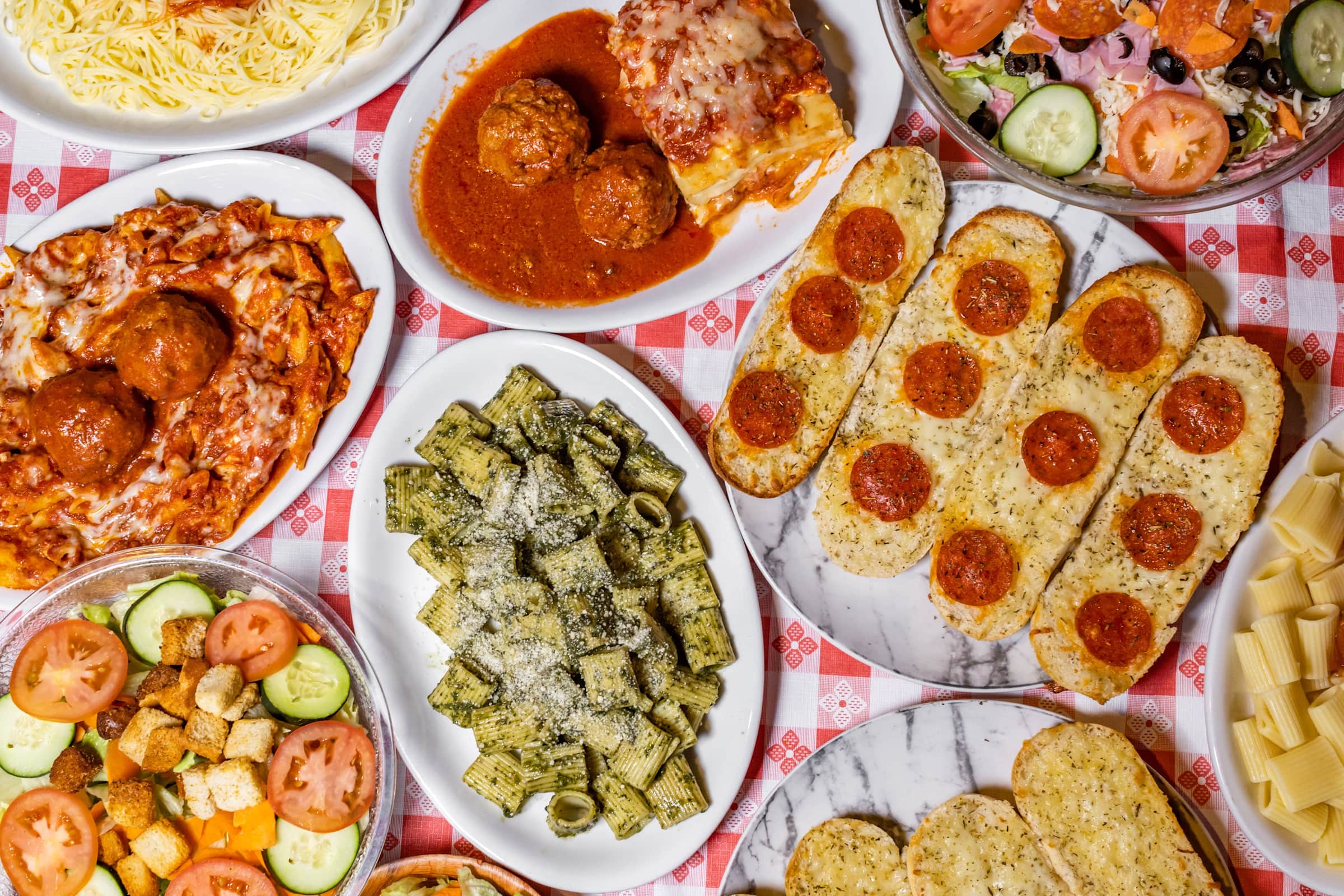 Mama Guzzardis Italian Restaurant Delivery Menu | Order Online | 1107 N ...