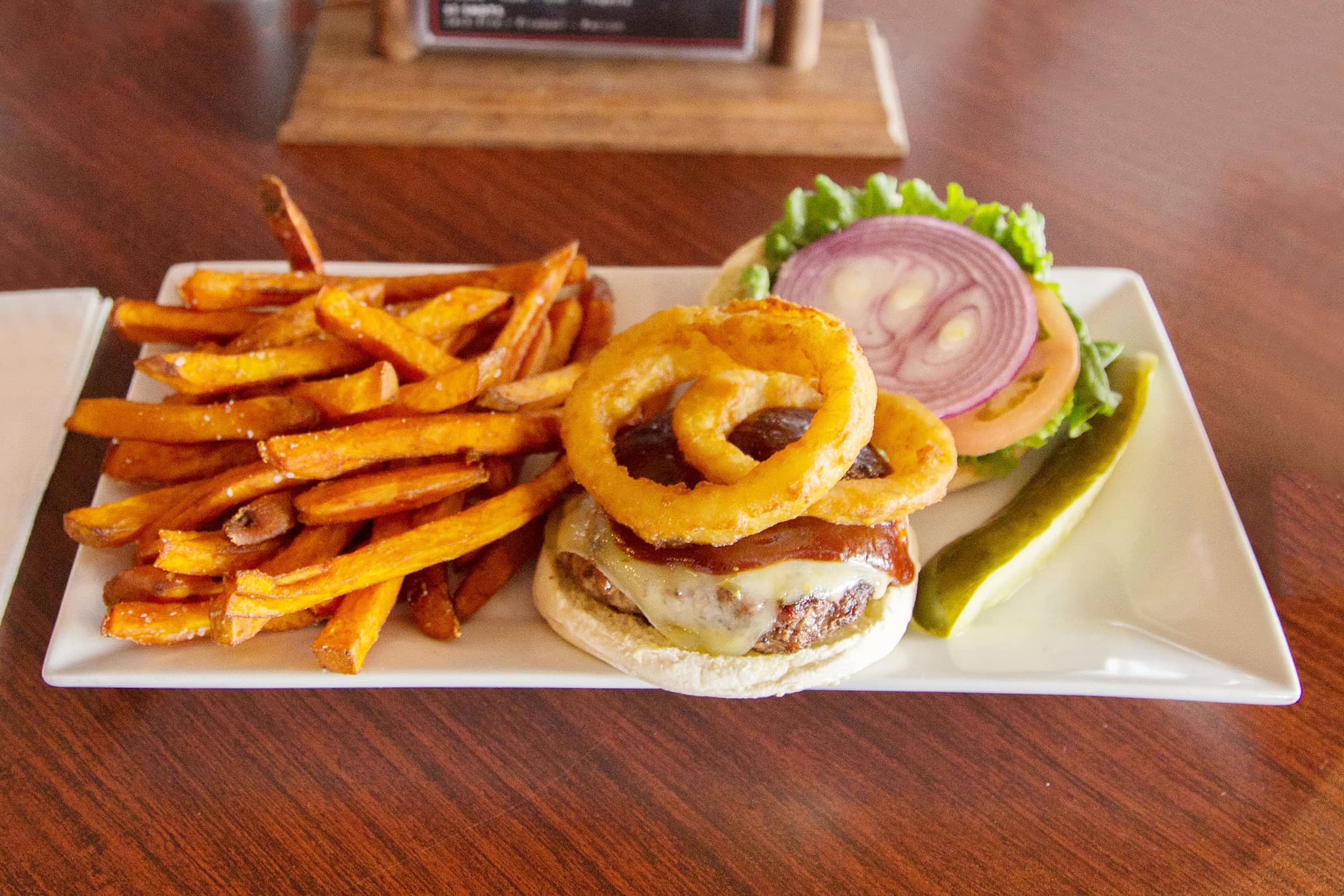 Canz Bar & Grill - Bohemia, NY Restaurant | Menu + Delivery | Seamless