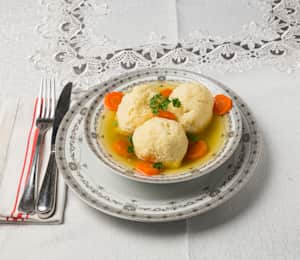 Knish Nosh - Rego Park, NY Restaurant | Menu + Delivery | Seamless