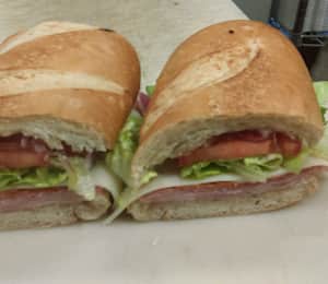 Jesse's Pizza Delivery Menu | Order Online | 1450 W Horizon Ridge Pkwy ...