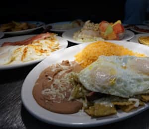 Dappers Restaurant East Delivery Menu | Order Online | 2901 W Addison ...