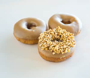 Ray's Donuts Delivery Menu | Order Online | 315 NE Vivion Rd Kansas ...