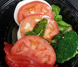 Fresh Basil's - New York, NY Restaurant | Menu + Delivery | Seamless