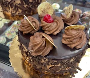 ALFONSO'S PASTRY SHOPPE Delivery Menu | Order Online | 1899 Victory ...