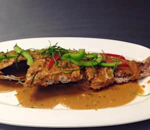 Sopah Thai Kitchen - Glen Cove, NY Restaurant | Menu + Delivery | Seamless