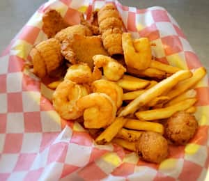 Bubbas Shrimp Shack - Mechanicsville, VA Restaurant | Menu + Delivery ...