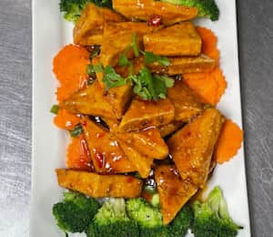 Phaya Thai Street Food Delivery Menu | Order Online | 5645 North Post ...