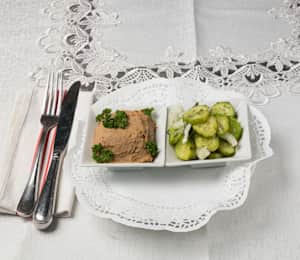 Knish Nosh - Rego Park, NY Restaurant | Menu + Delivery | Seamless