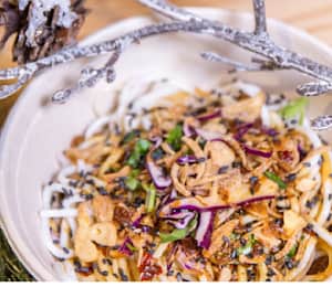 Mian Kitchen at Urbanspace Vanderbilt - New York, NY Restaurant | Menu ...