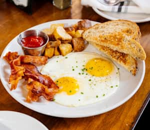 Con Murphys Delivery Menu | Order Online | 1700 Benjamin Franklin Pkwy ...