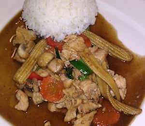 Sopah Thai Kitchen - Glen Cove, NY Restaurant | Menu + Delivery | Seamless