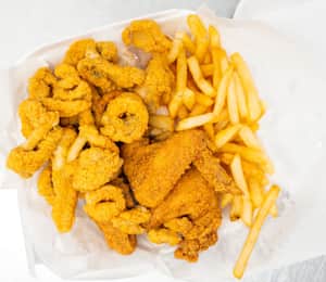 Pops Fish & Chicken Market - Fairview Heights, IL Restaurant | Menu ...