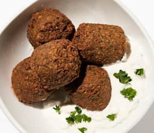 Dengeos Restaurant Delivery Menu | Order Online | 3301 Main St Skokie ...