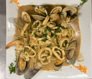 Stefanos Pizzeria Delivery Menu | Order Online | 569 NJ-23 Pompton ...