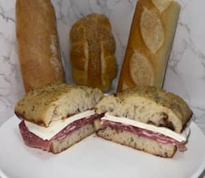 Tutto Calcio Espresso Bar & Giovanna's Kitchen - Queens, NY Restaurant ...