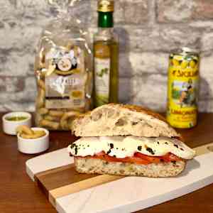 Lizzano Focacceria & Spritzeria - Chicago, IL Restaurant | Menu ...