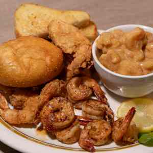 Pinchers - Maurice, LA Restaurant | Menu + Delivery | Seamless