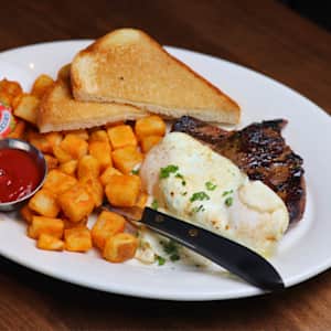 Five West - Rochester, MN Restaurant | Menu + Delivery | Seamless