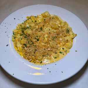 Finz Salem - Salem, MA Restaurant | Menu + Delivery | Seamless