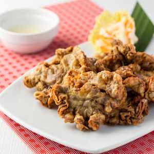 Max's of Manila, Cuisine of the Philippines - Honolulu, HI Restaurant ...