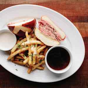 Pinstripes - Northbrook, IL Restaurant | Menu + Delivery | Seamless