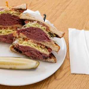 Lou's Deli - Detroit, MI Restaurant | Menu + Delivery | Seamless