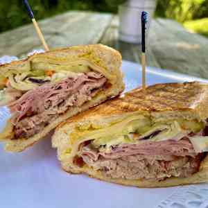 Neillio's Gourmet Kitchen - Lexington, MA Restaurant | Menu + Delivery ...