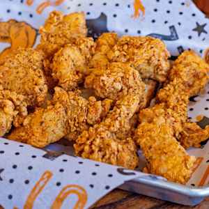 Tumble 22 - Austin, TX Restaurant | Menu + Delivery | Seamless