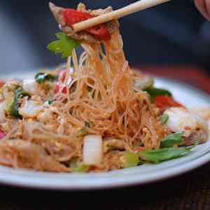 Soothr Thai Noodle Bar - New York, NY Restaurant | Menu + Delivery ...