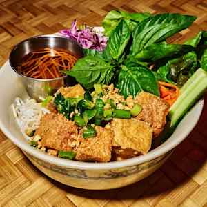 La Dong - New York, NY Restaurant | Menu + Delivery | Seamless