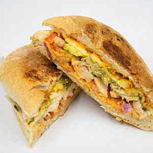 UKRAFT Cafe and Catering - St. Louis, MO Restaurant | Menu + Delivery ...