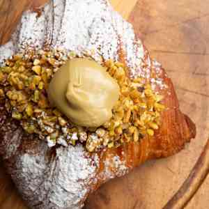 Zeppola Italian Bakery - New York, NY Restaurant | Menu + Delivery ...