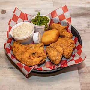 Flat Creek Webb City - Webb City, MO Restaurant | Menu + Delivery ...