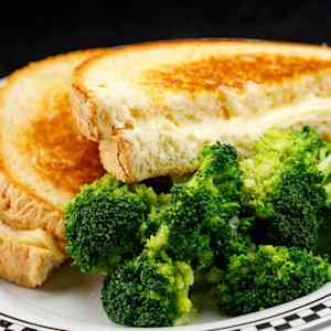 Lucky Dill Deli - Palm Harbor, FL Restaurant | Menu + Delivery | Seamless