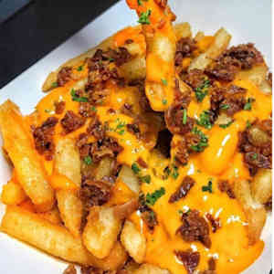 Chomp - Chesterton, IN Restaurant | Menu + Delivery | Seamless