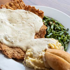 Flat Creek Webb City - Webb City, MO Restaurant | Menu + Delivery ...