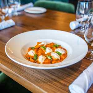 Memoir - Omaha, NE Restaurant | Menu + Delivery | Seamless