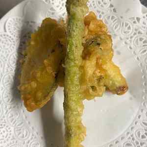 Sushi 585 - Rochester, NY Restaurant | Menu + Delivery | Seamless