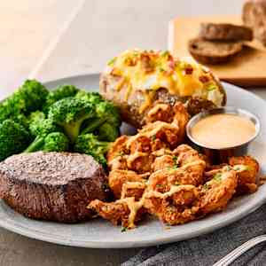 Outback Steakhouse - Brooklyn, NY Restaurant | Menu + Delivery | Seamless
