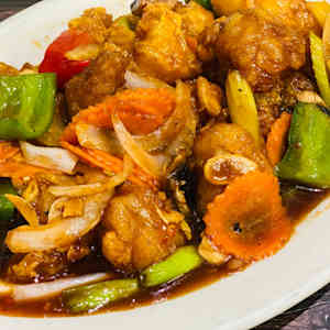 Cool Basil - Clive, IA Restaurant | Menu + Delivery | Seamless