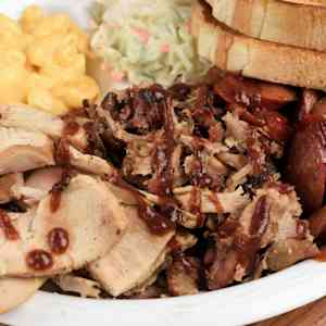Hog Wild Pit Bar-B-Q (Topeka) - Topeka, KS Restaurant | Menu + Delivery ...